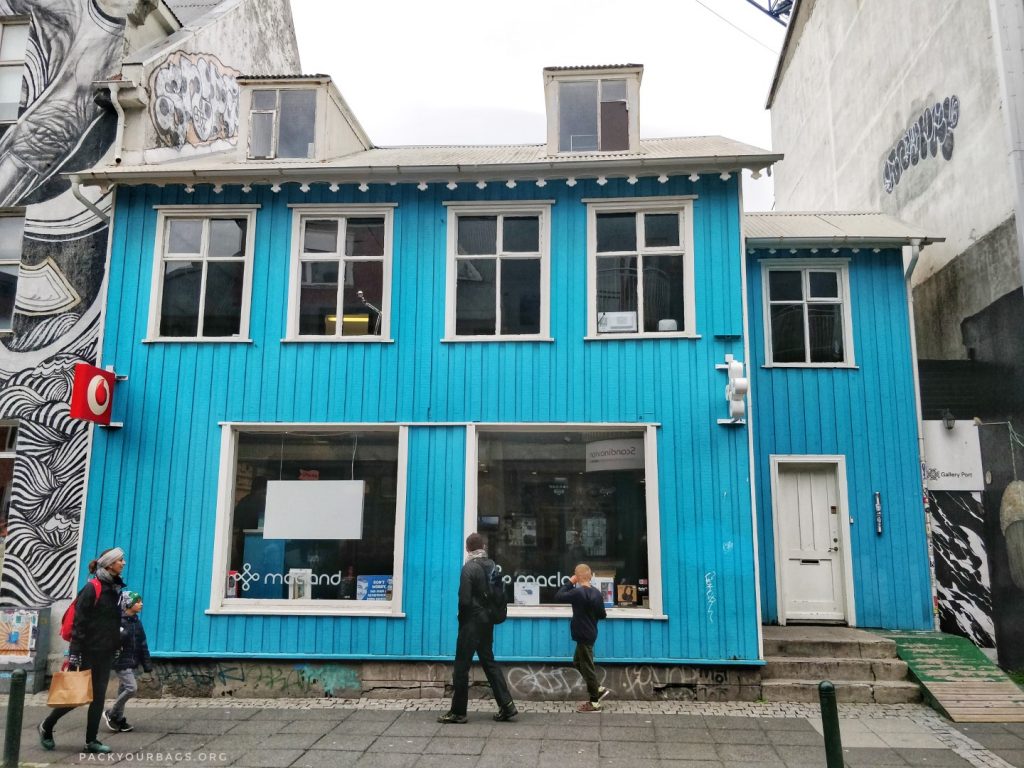 The Colourful Houses of Reykjavik: Photo Essay - pack your bags