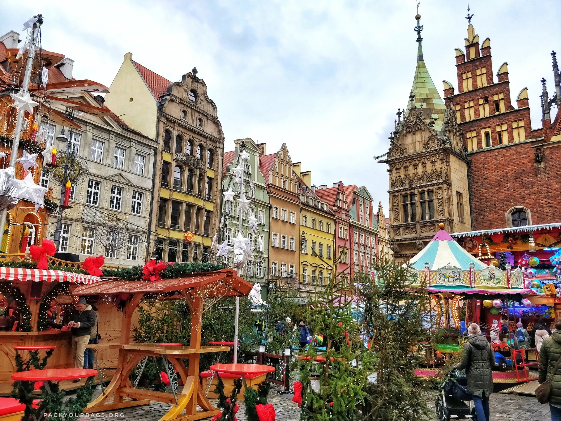Wroclaw Christmas Market and Old Town Winter Guide - Pack your bags